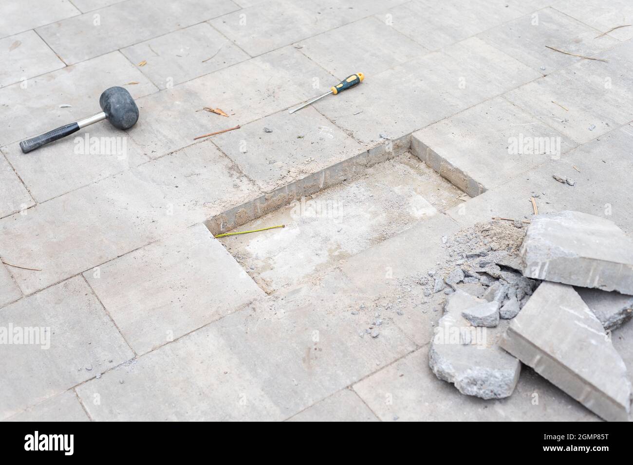 Cracked Pathway, close up Cement floors, top view cracked tile Stock ...