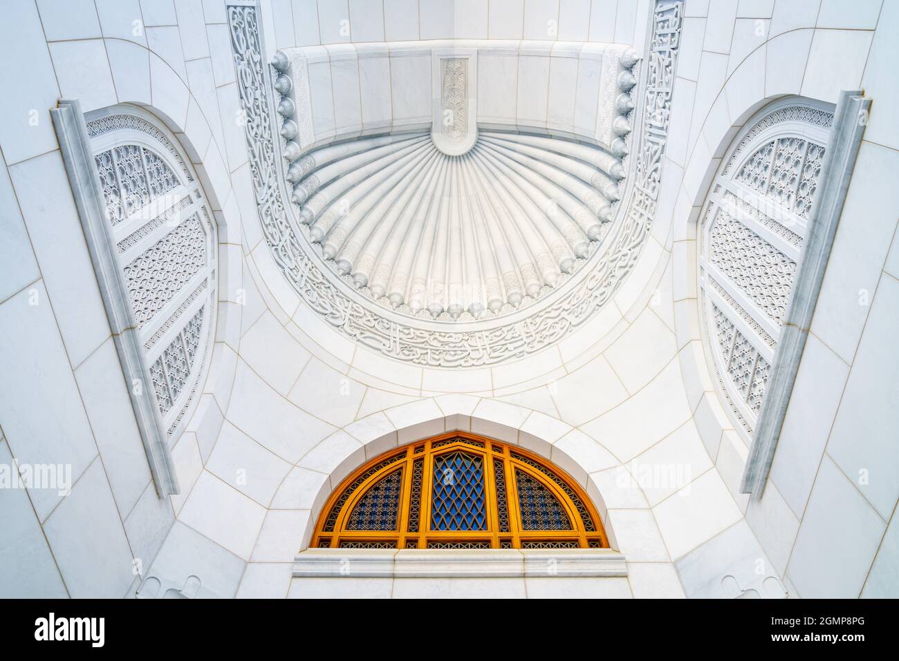 Modern mosque architecture hi-res stock photography and images - Alamy