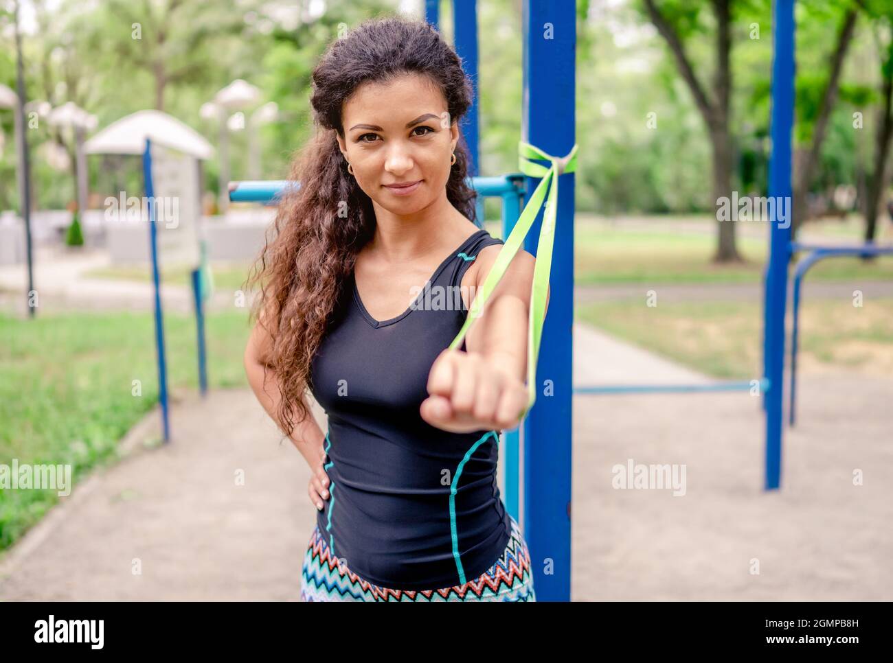 Girl workout outdoors Stock Photo - Alamy