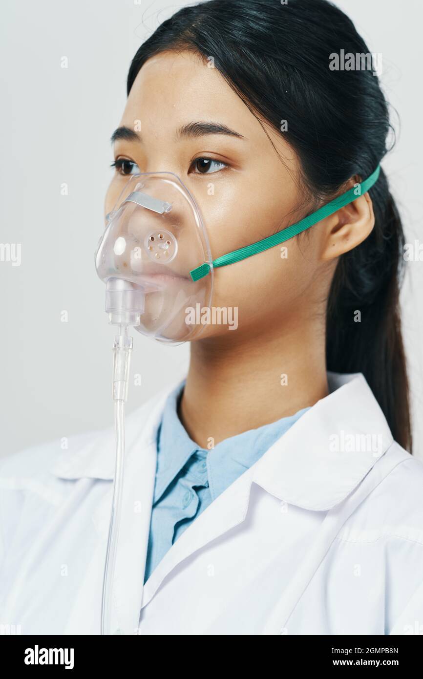 female doctor oxygen mask health professionals treatment Stock Photo ...