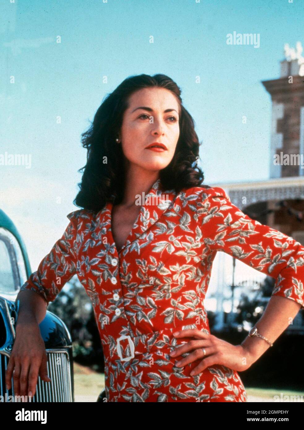 Los Angeles.CA.USA. Amanda Donohoe in (C) CBS, The Thorn Birds: The ...