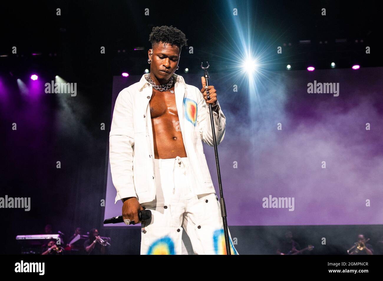 Lucky daye lights on festival hi-res stock photography and images - Alamy