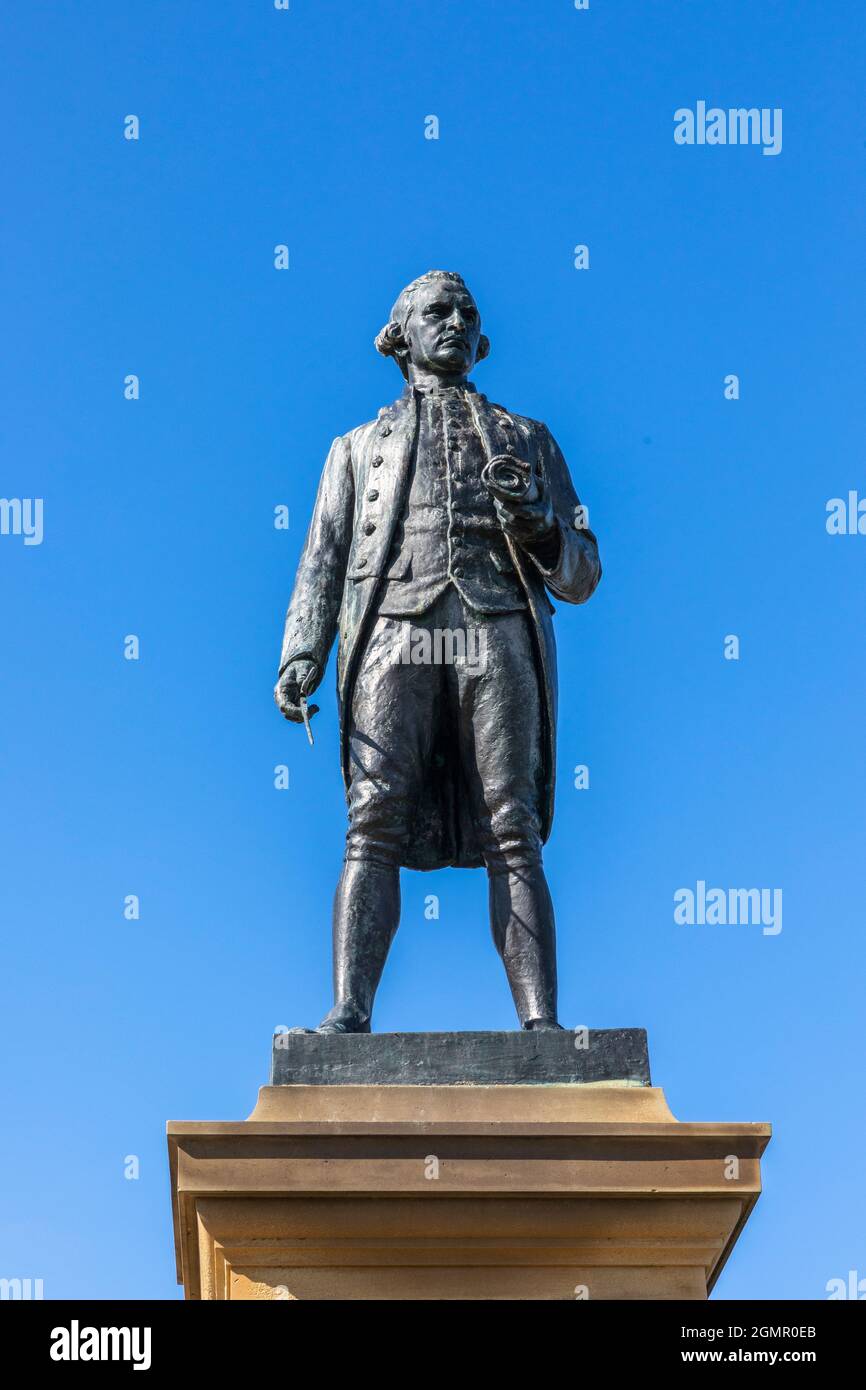 Captain Cook memorial statue on the Pavilion, Whitby over looking ...