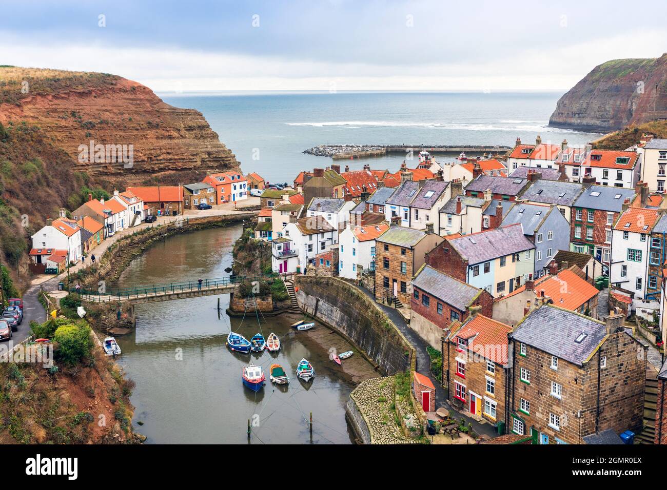 Conservation fishing village of Staithes, on the Staithes Beck river ...