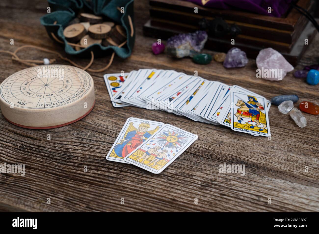 Fortune telling on tarot cards Stock Photo - Alamy