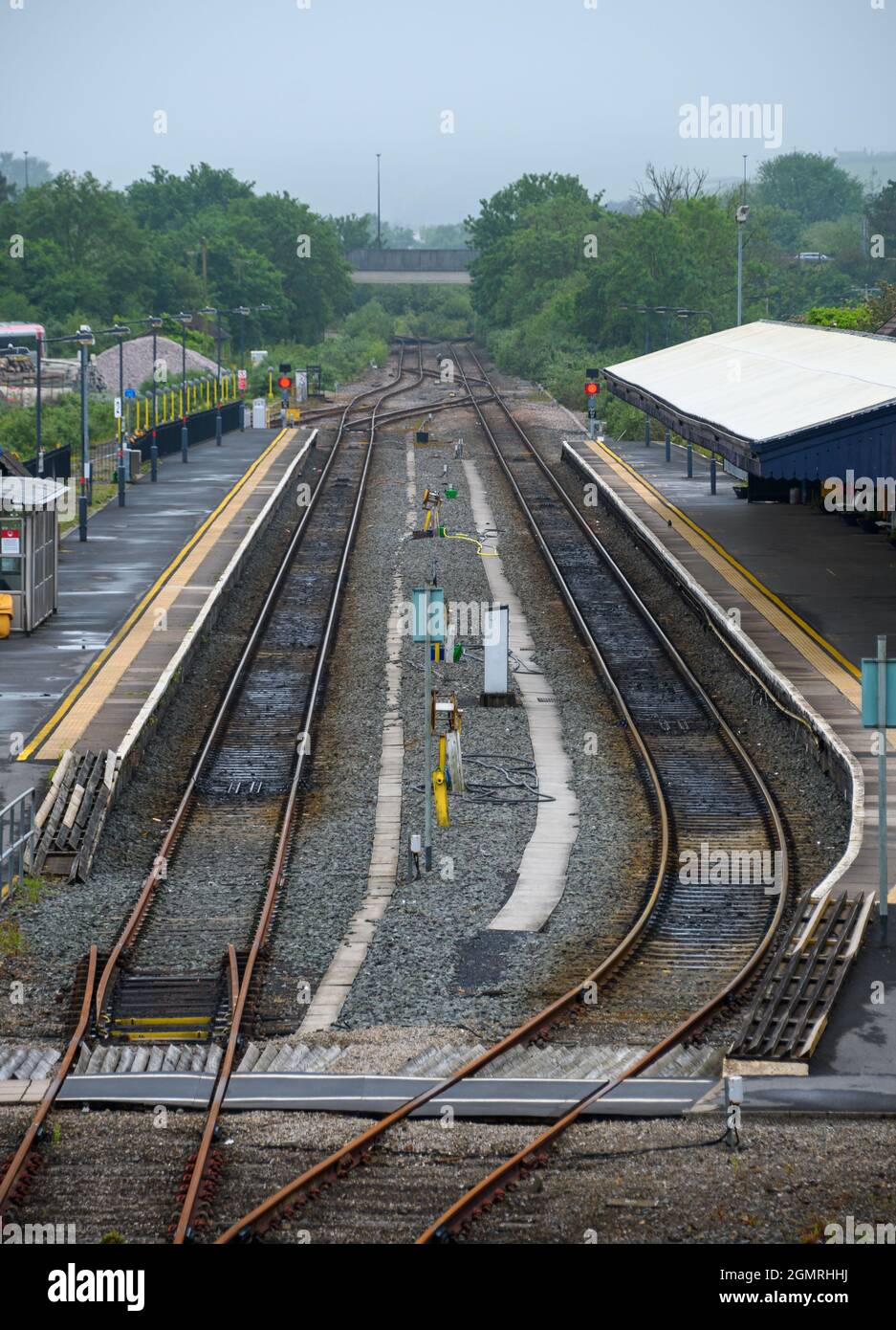 Carmarthen railway bridge hi-res stock photography and images - Alamy