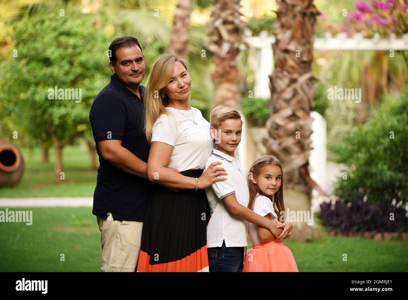 Happy family with kids hi-res stock photography and images - Alamy
