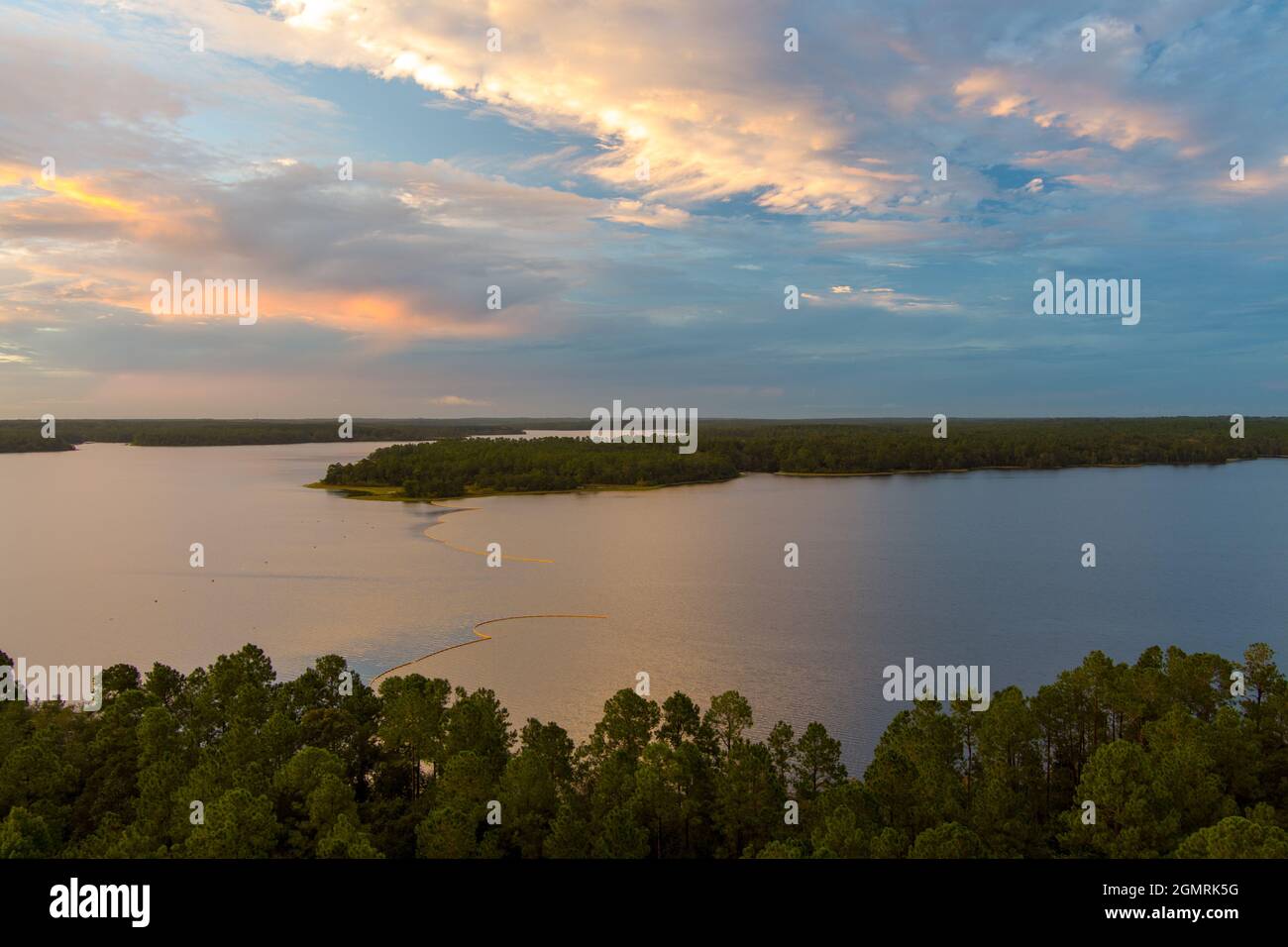 Big Creek Lake at sunset Stock Photo - Alamy