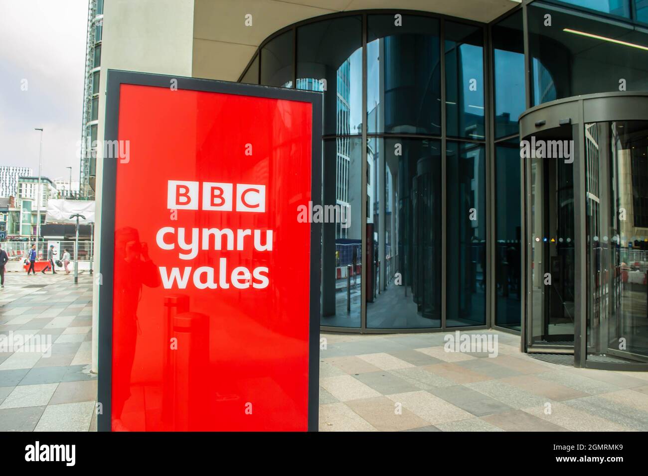 CARDIFF, WALES - 7 August 2021: BBC Cymru Wales New Broadcasting House Stock Photo - Alamy