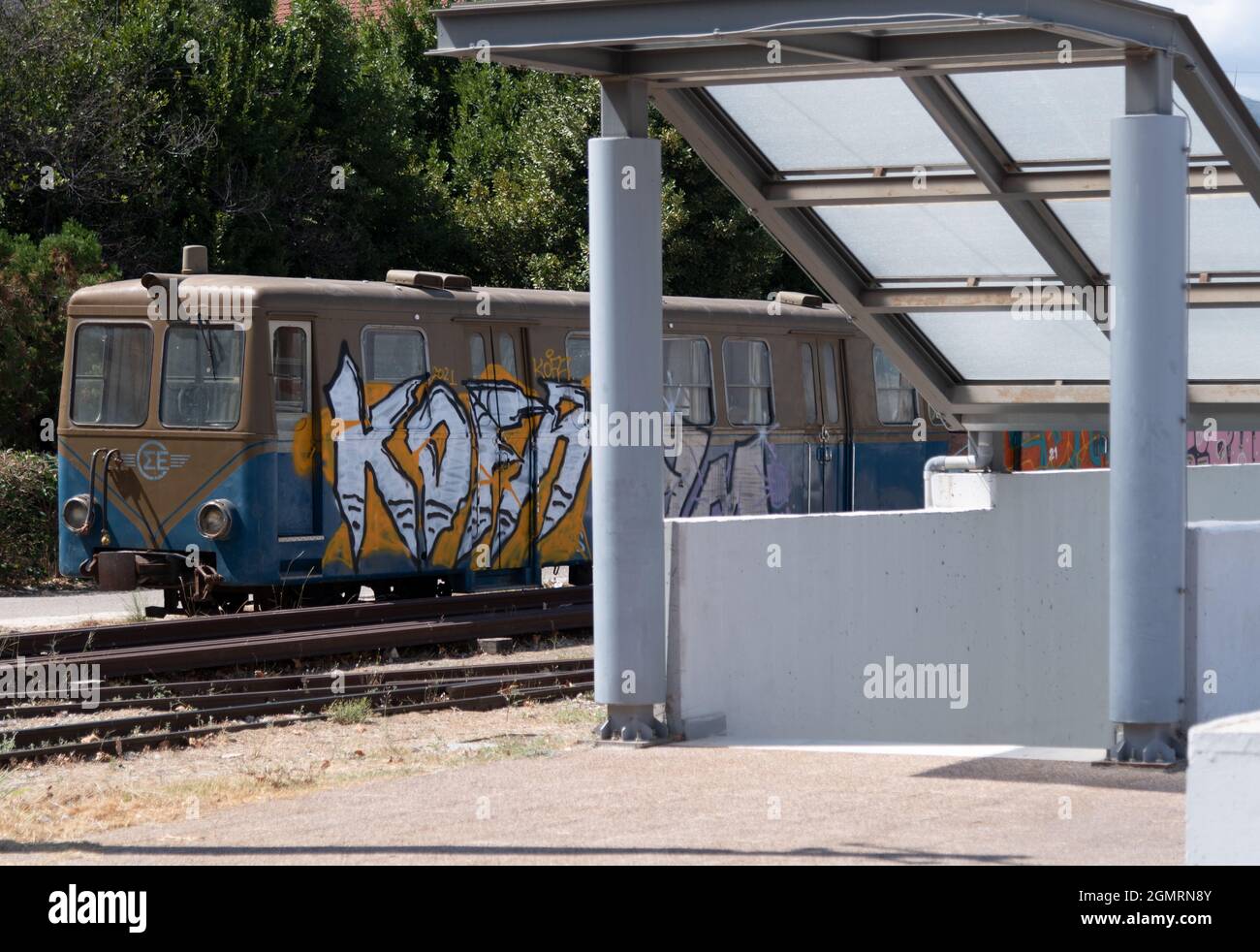 Old rack railway trains in Diakopto Greece Stock Photo - Alamy
