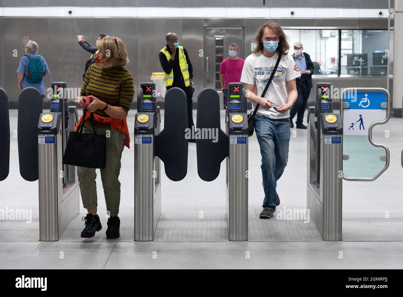 20/09/2021. London, UK. Battersea Power Station tube station opens and ...