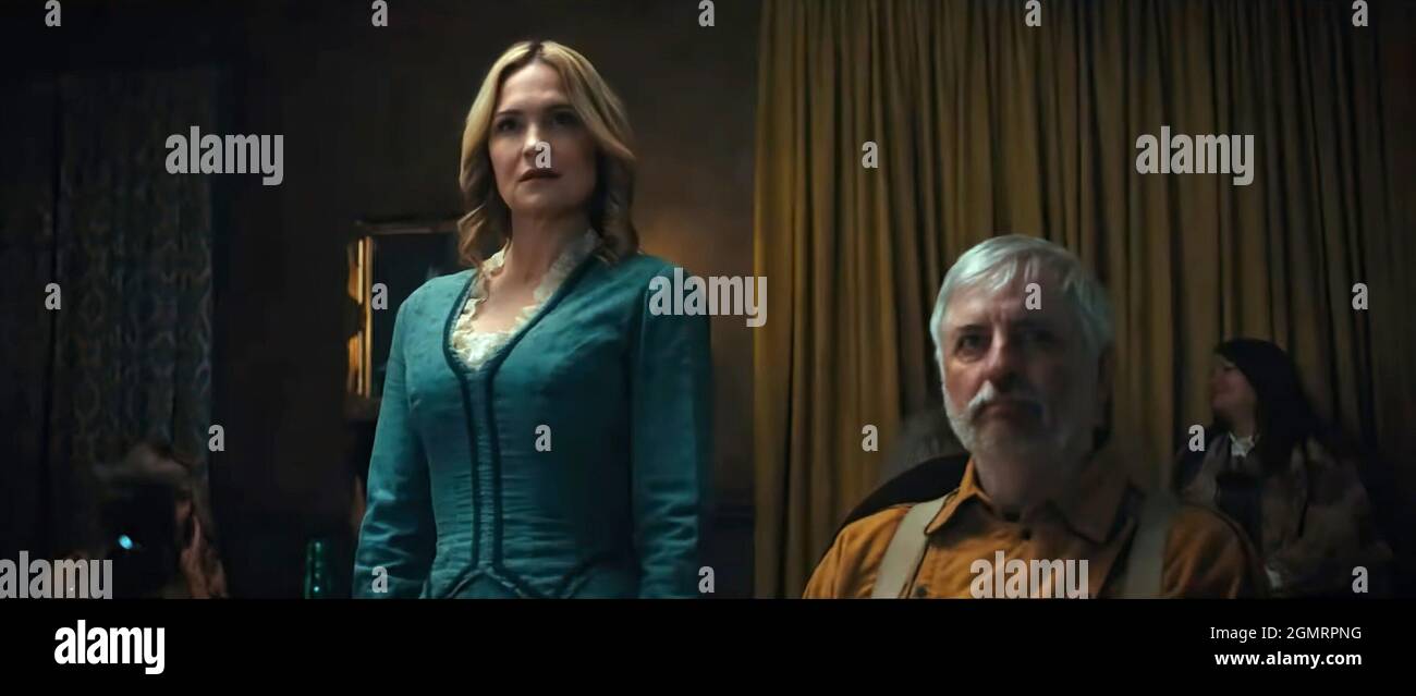 APACHE JUNCTION, Victoria Pratt (left), 2021. © Saban Films /Courtesy ...