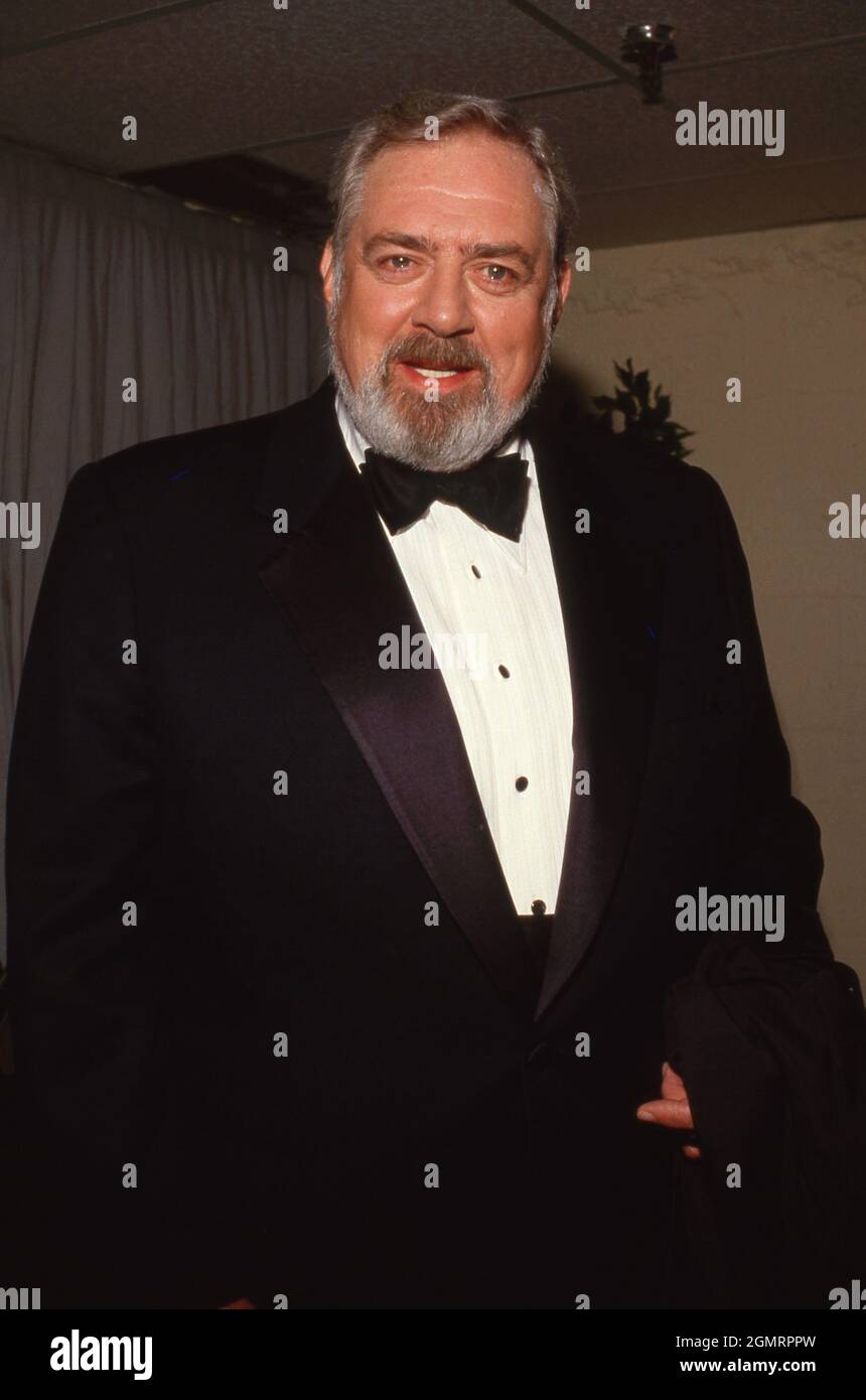 Raymond Burr January 1987 Credit: Ralph Dominguez/MediaPunch Stock Photo - Alamy