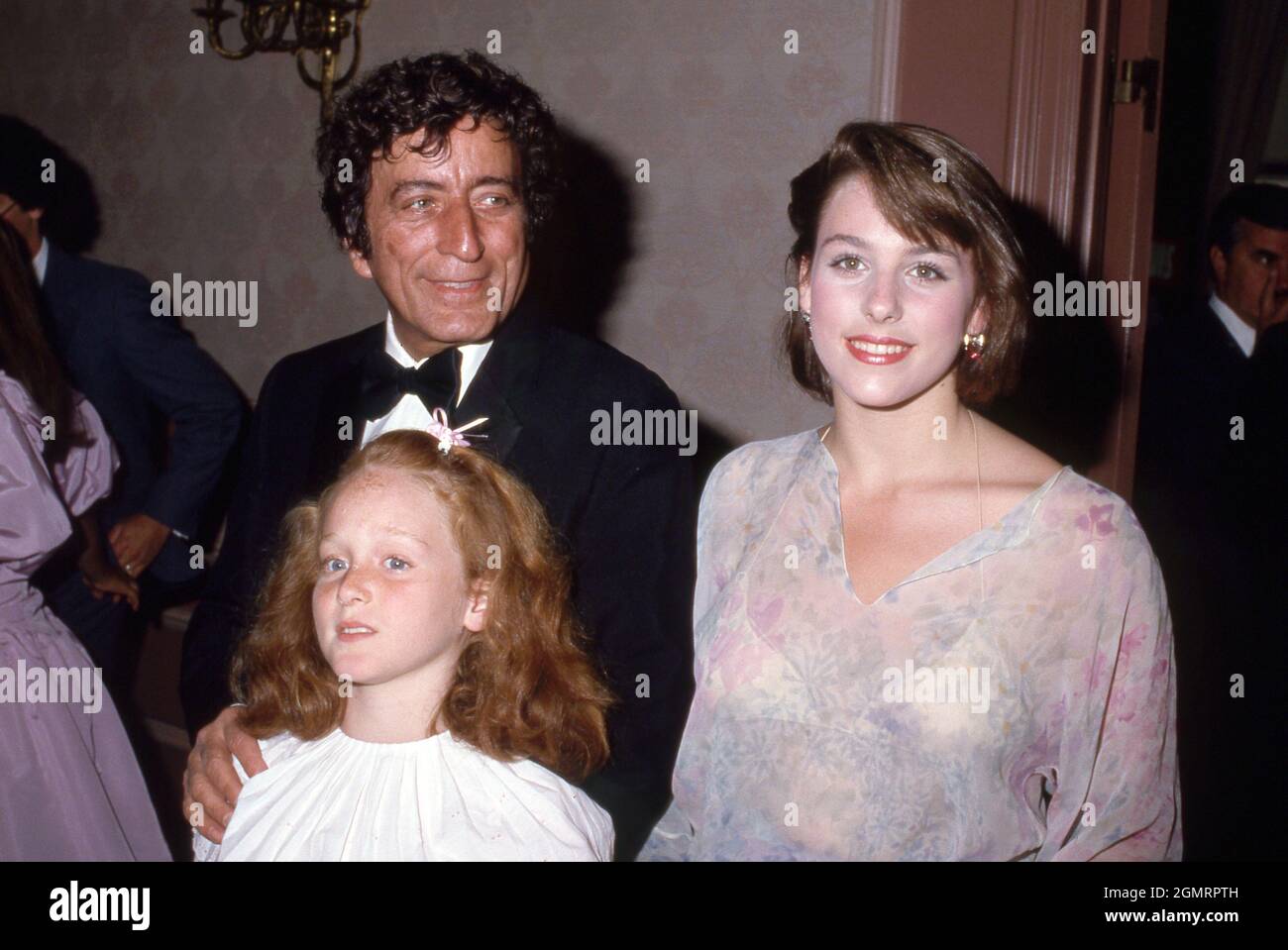 Tony Bennett with daughters Antonia Bennett and Joanna as Tony received ...