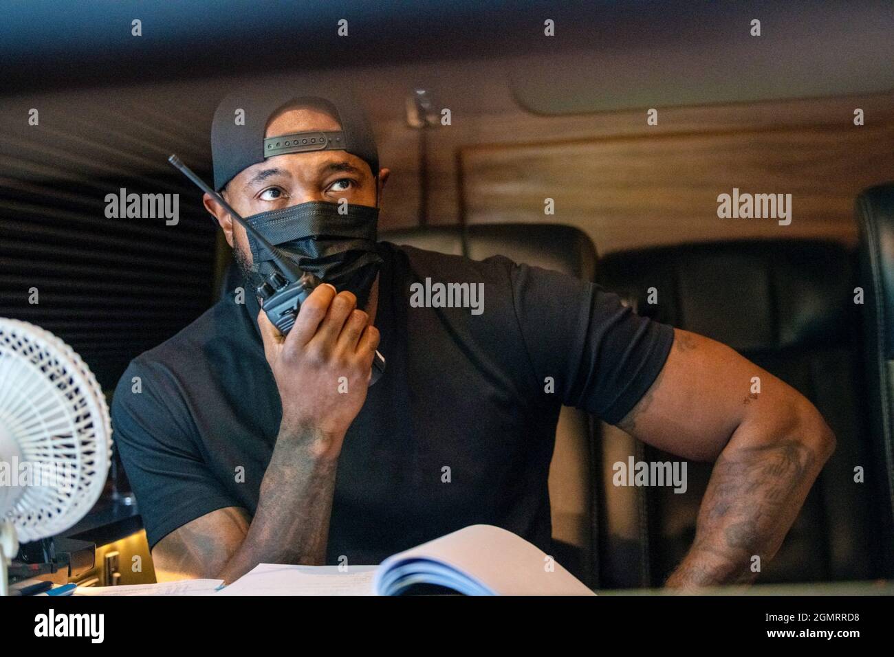 THE GUILTY, director Antoine Fuqua, on set, 2021. ph: / © Netflix ...