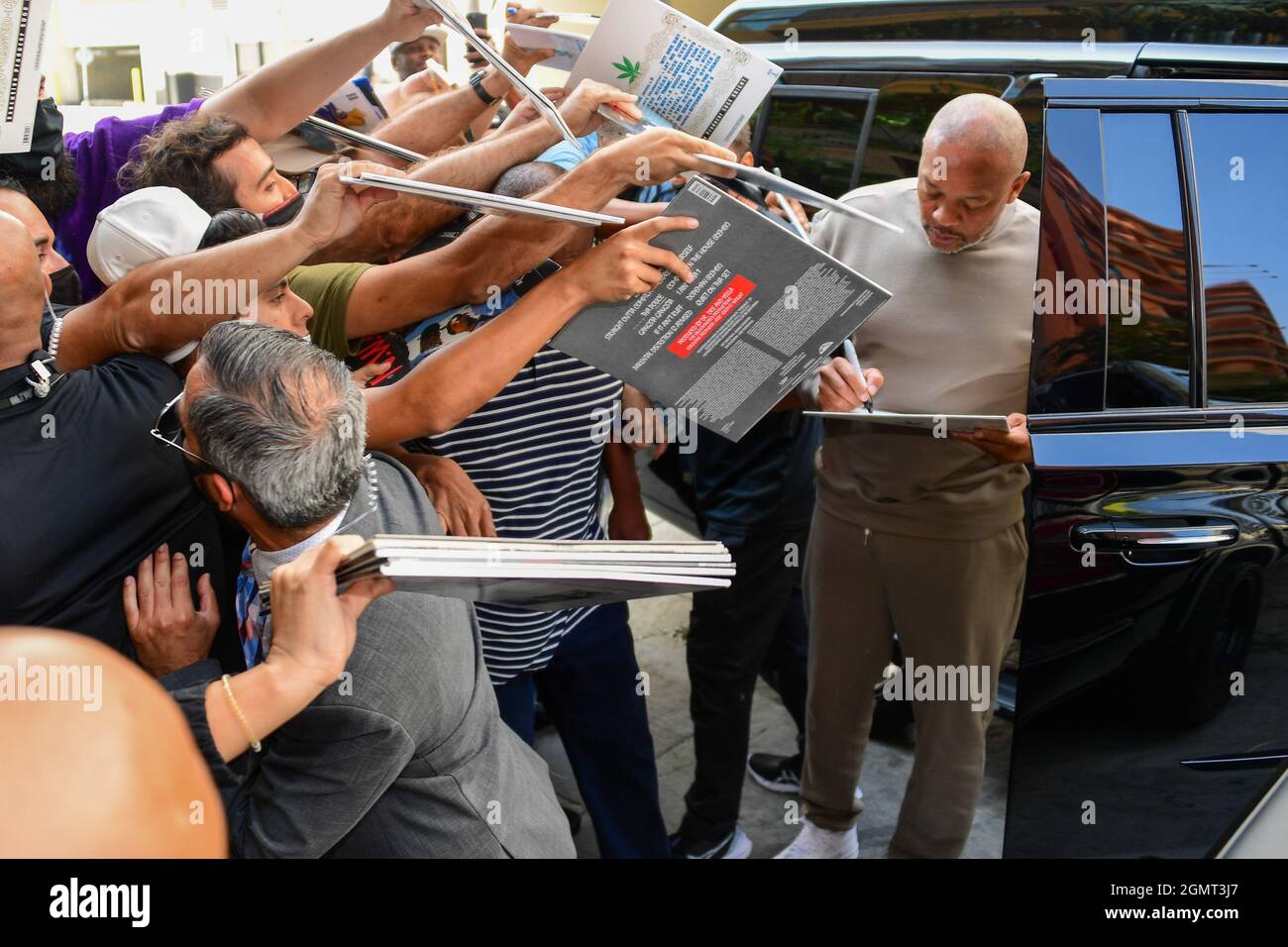 American rapper Dr Dre arrives and signs autographs during a Hollywood ...