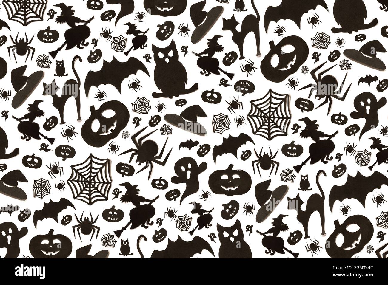 Abstract halloween pattern in cartoon style on white background. Paper ...