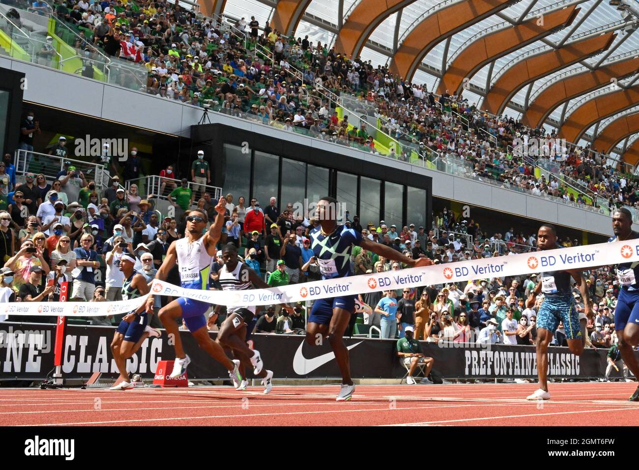 Eugene, United States. 21st Aug, 2021. Andre De Grasse (CAN) finishes ...