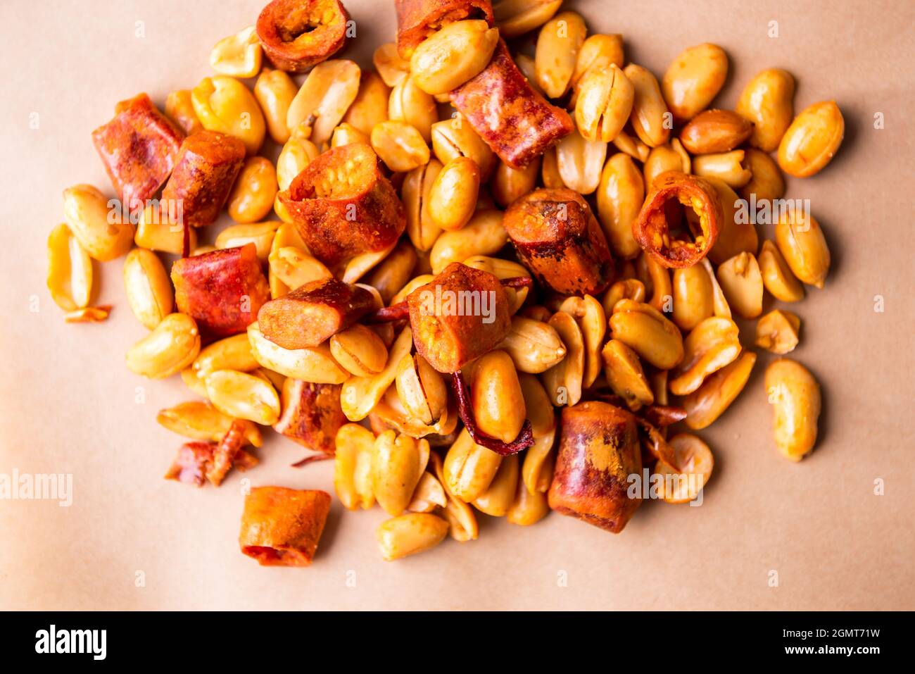 Chinese famous Crispy chili snack big chili with peanut sesame Fried ...