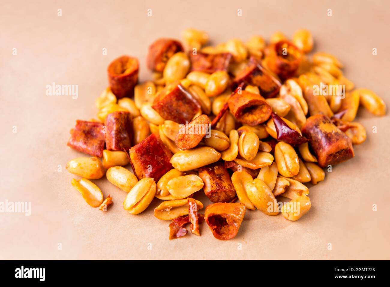 Chinese famous Crispy chili snack big chili with peanut sesame Fried ...