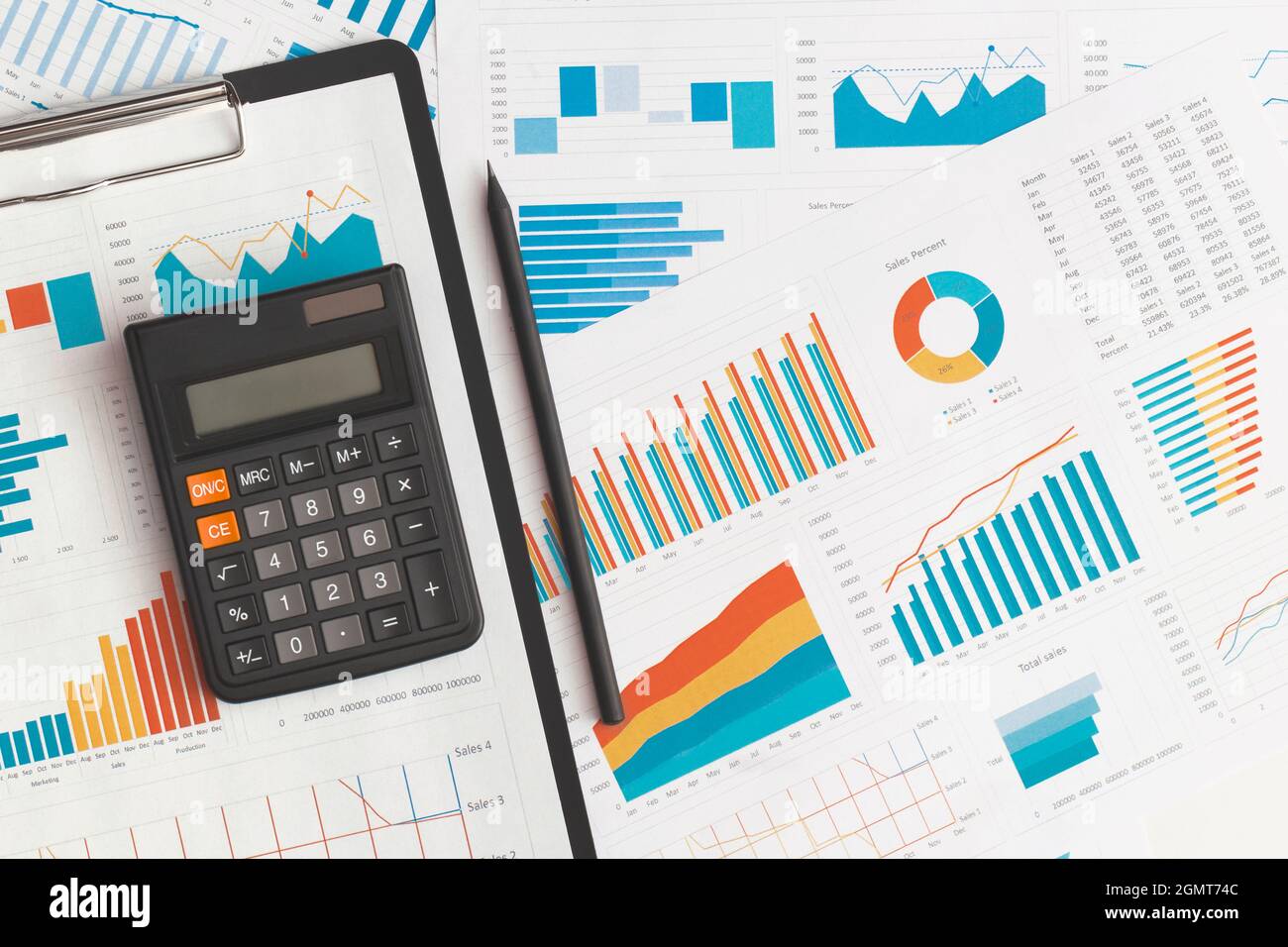 Calculator infographic hi-res stock photography and images - Alamy