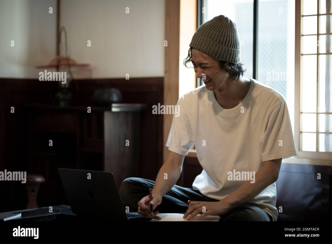 Traditional Japanese House - Work on Vacation Stock Photo - Alamy