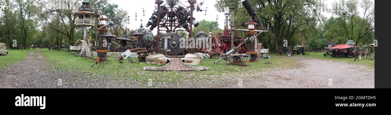 Dr. Evermor's Forevertron Stock Photo - Alamy