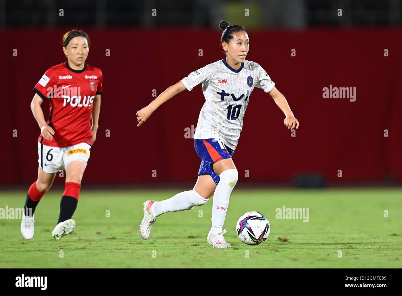 Saitama, Japan. Credit: MATSUO. 20th Sep, 2021. (L-R) Akari Kurishima (Reds Ladies), Reina ...