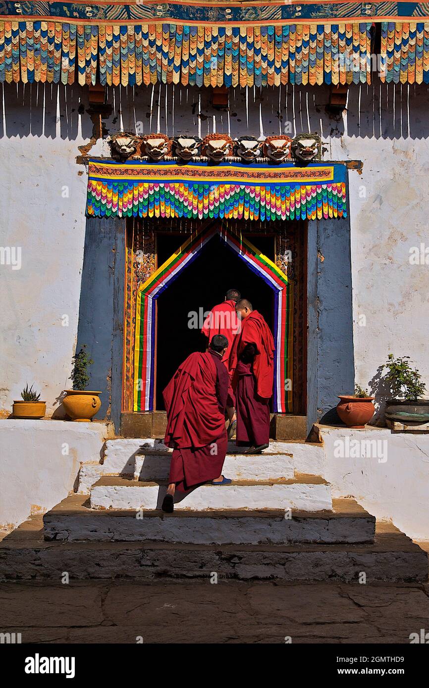 Sacred Mask Dance High Resolution Stock Photography and Images - Alamy