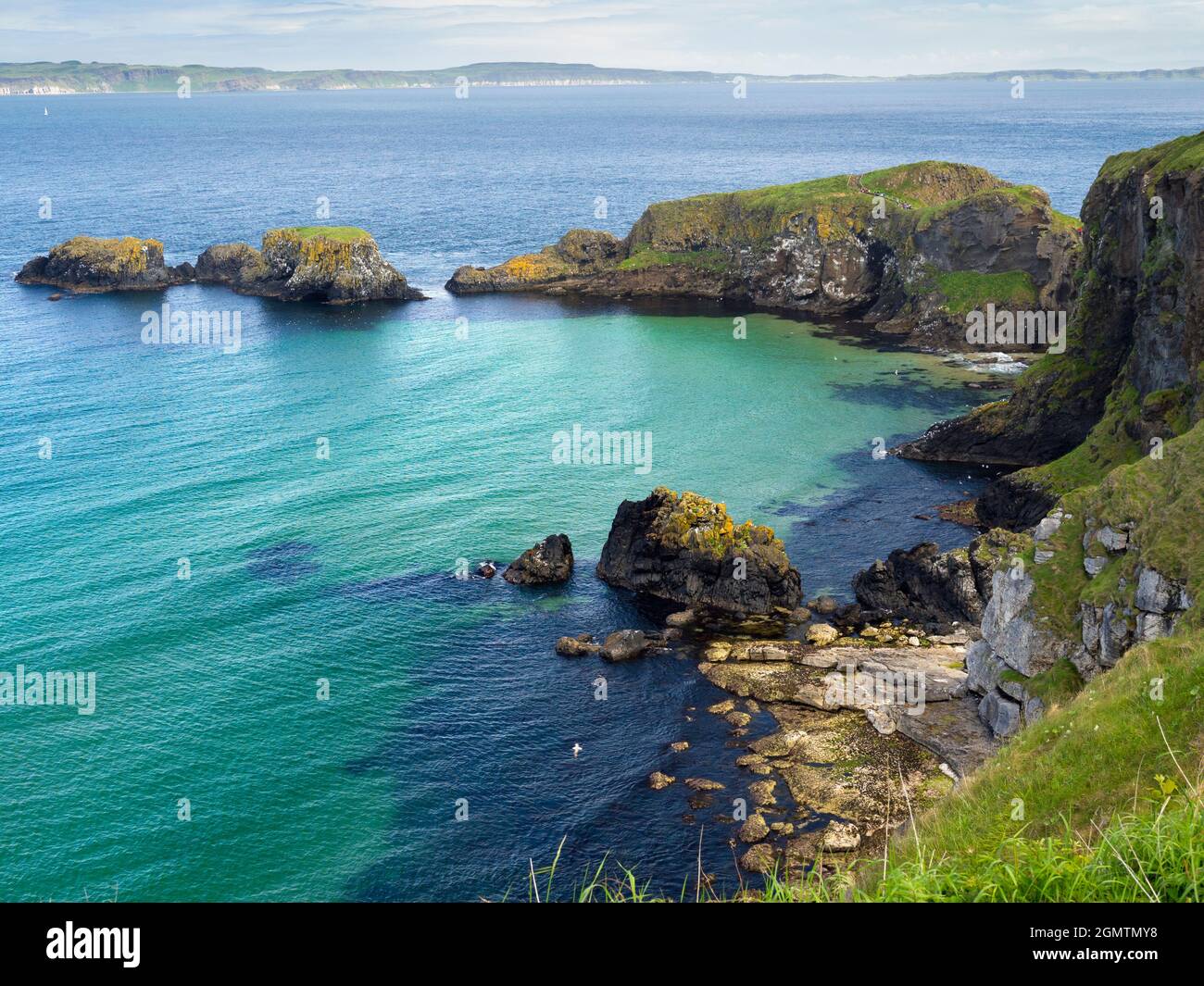 Sheer cliffs hi-res stock photography and images - Alamy