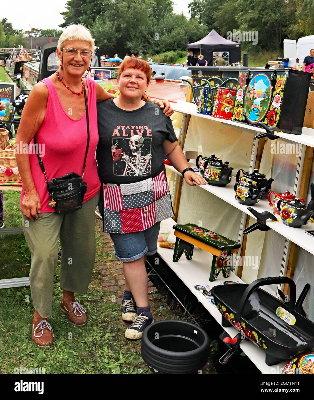 Julie Tonkin and Kerri Williams, the Heritage crafter, selling their ...