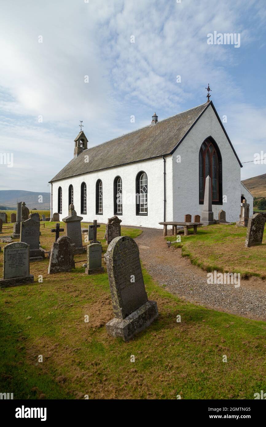 Amulree and Strathbraan Church a beautiful white rural church Stock ...