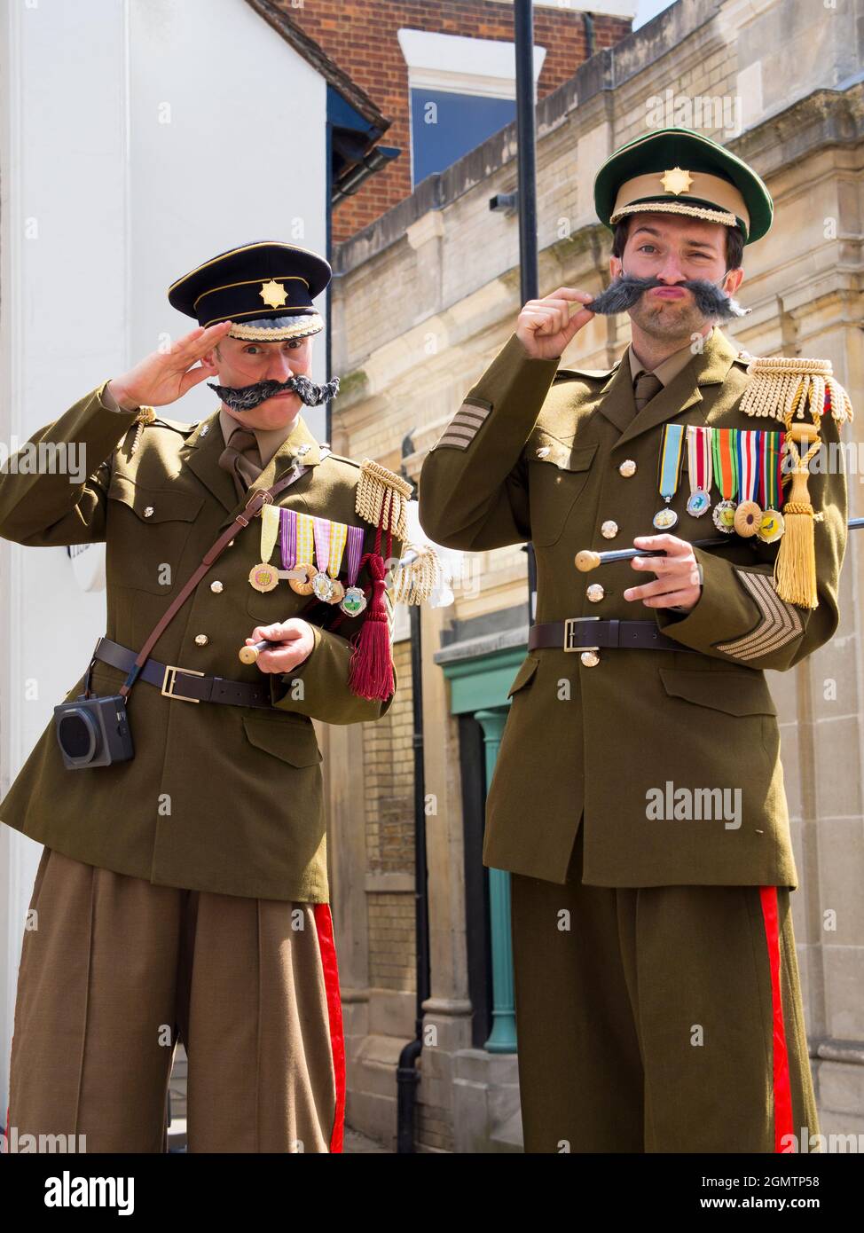 The twits hi-res stock photography and images - Alamy