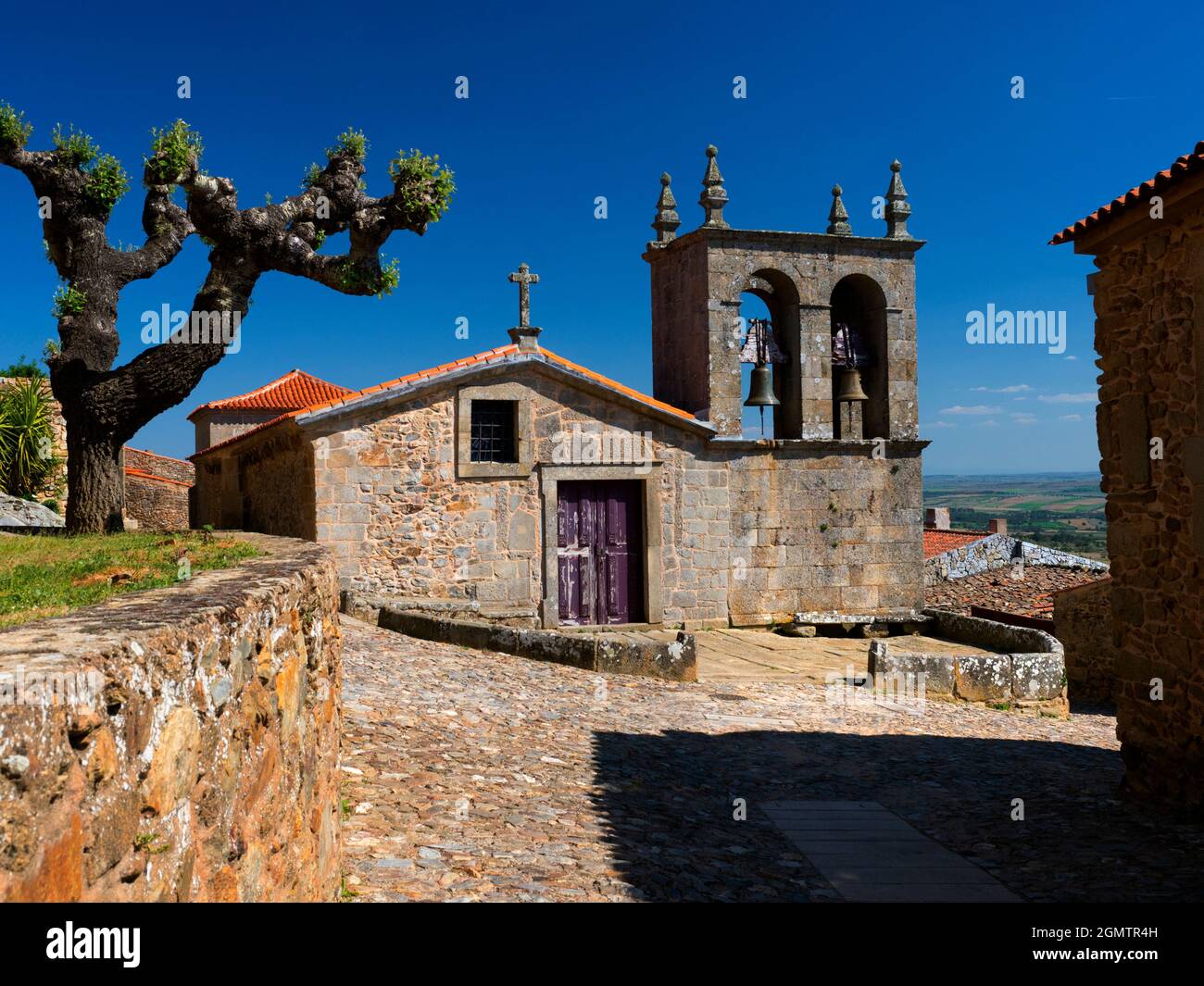 Castelo Rodrigo is a hilltop medieval castle in the scenic Douro Valley ...