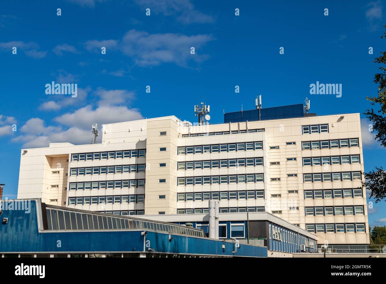 Edinburgh College Tower Block in Sighthill Edinburgh Stock Photo - Alamy