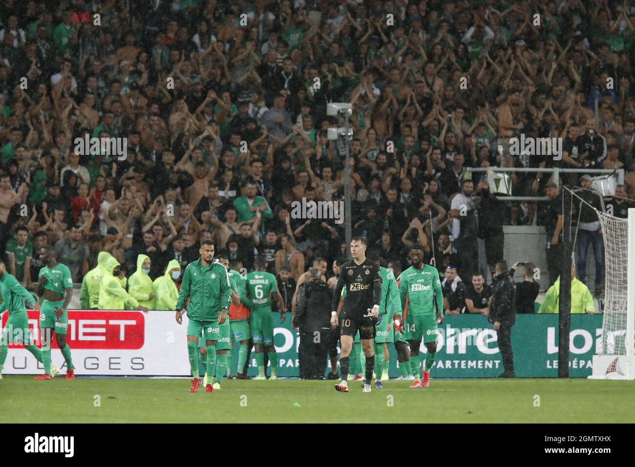 Team of Saint Etienne and fans during the French championship Ligue 1 ...
