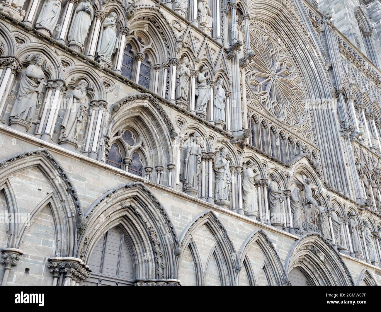 Trondheim is a city and municipality in S¿r-Tr¿ndelag county on the ...