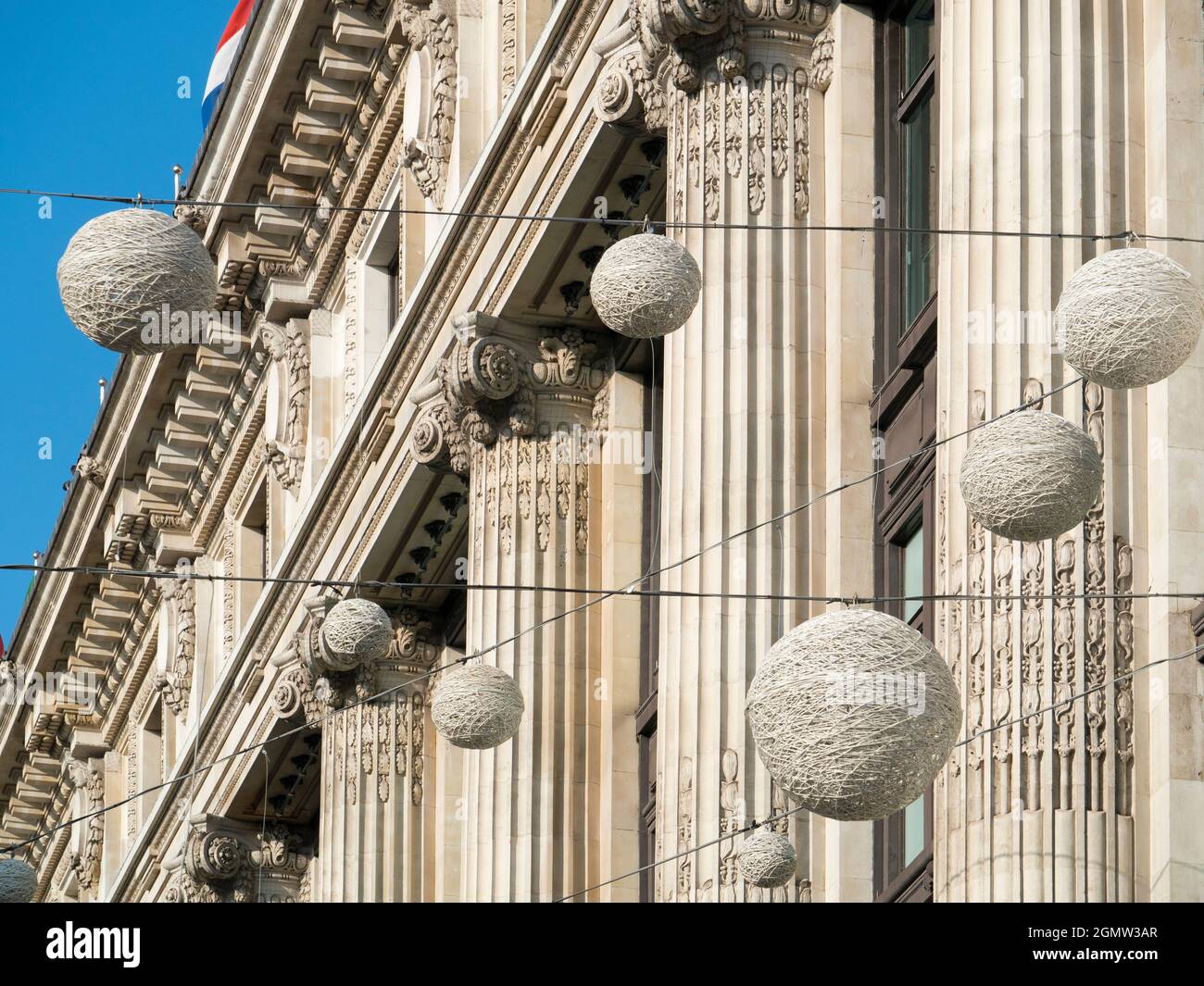 Crash course hi-res stock photography and images - Alamy