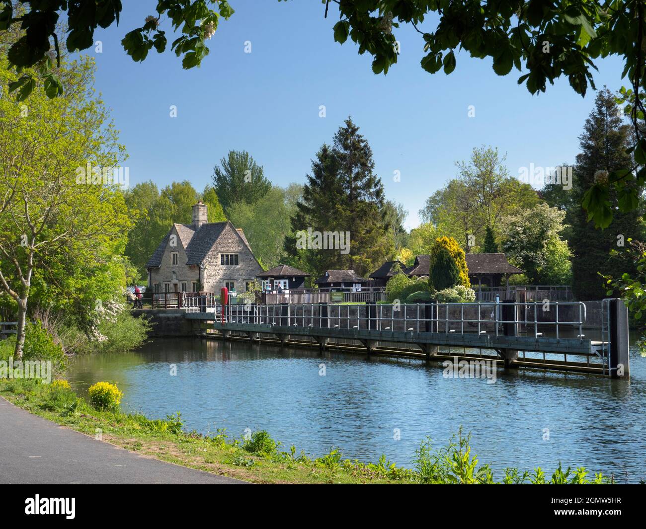 Iffley, Oxfordshire - England - May 2019; The Thames Path walkway is a ...