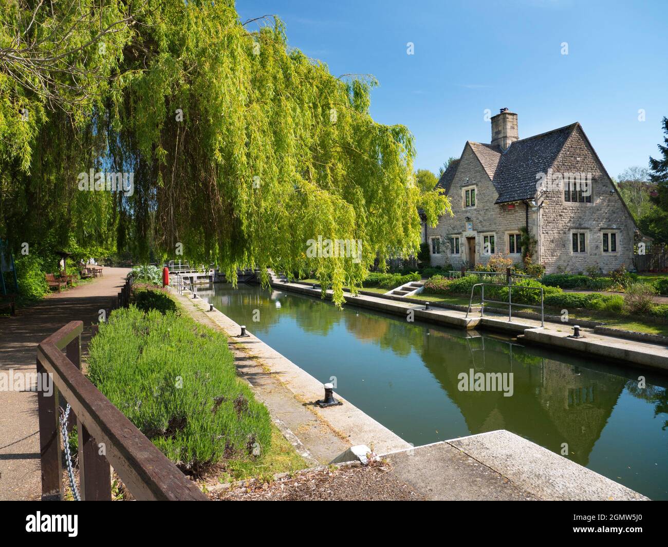 Iffley, Oxfordshire - England - May 2019; The Thames Path walkway is a ...