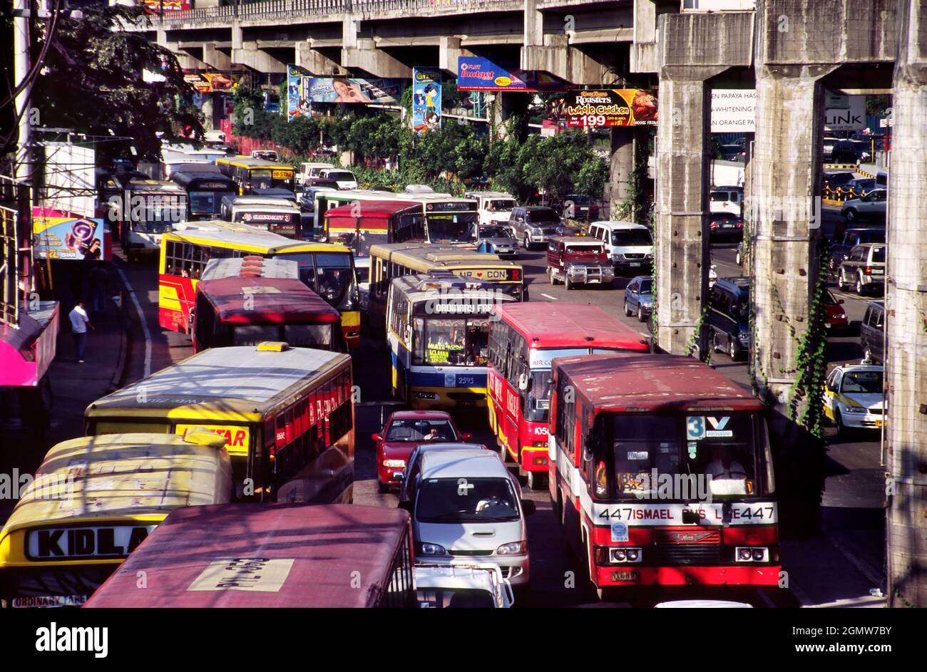 Manila street gridlock hi-res stock photography and images - Alamy