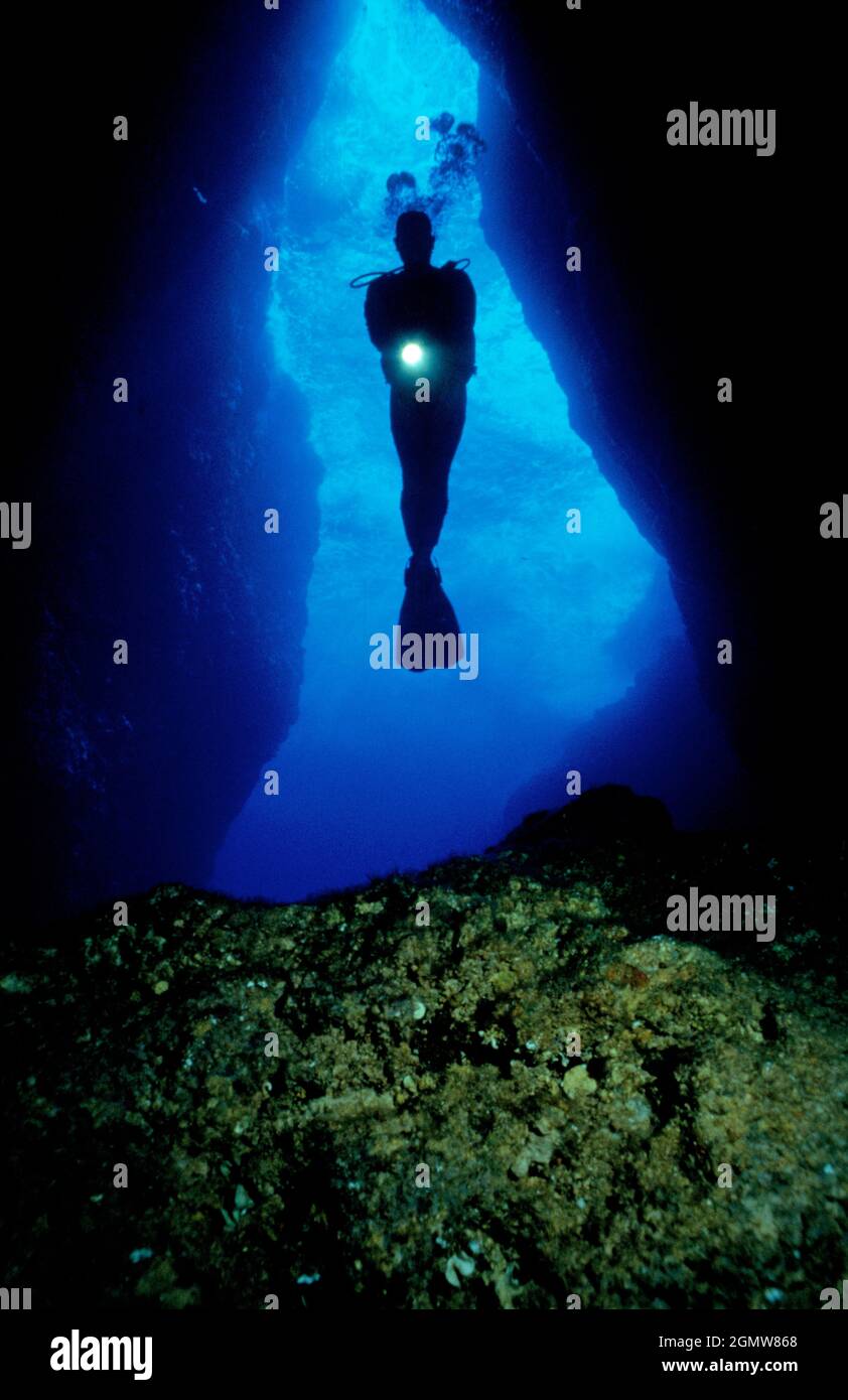 Blue underwater grotto hi-res stock photography and images - Alamy