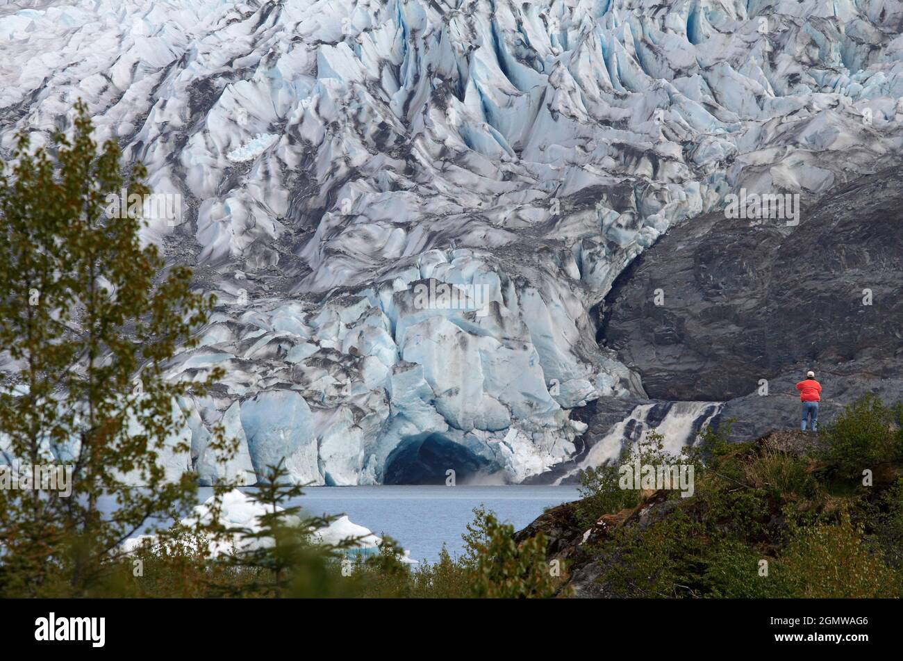 Alaska iceberg mendenhall glacier hi-res stock photography and images ...