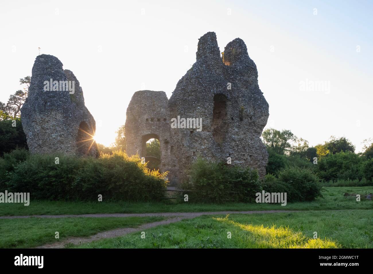 Odiham castle hi-res stock photography and images - Alamy