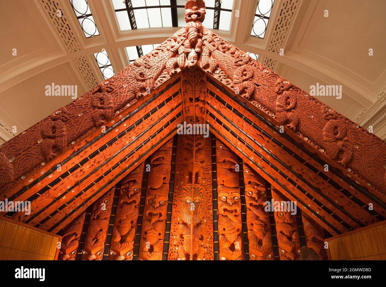 Maori symbolism wood carving hi-res stock photography and images - Alamy
