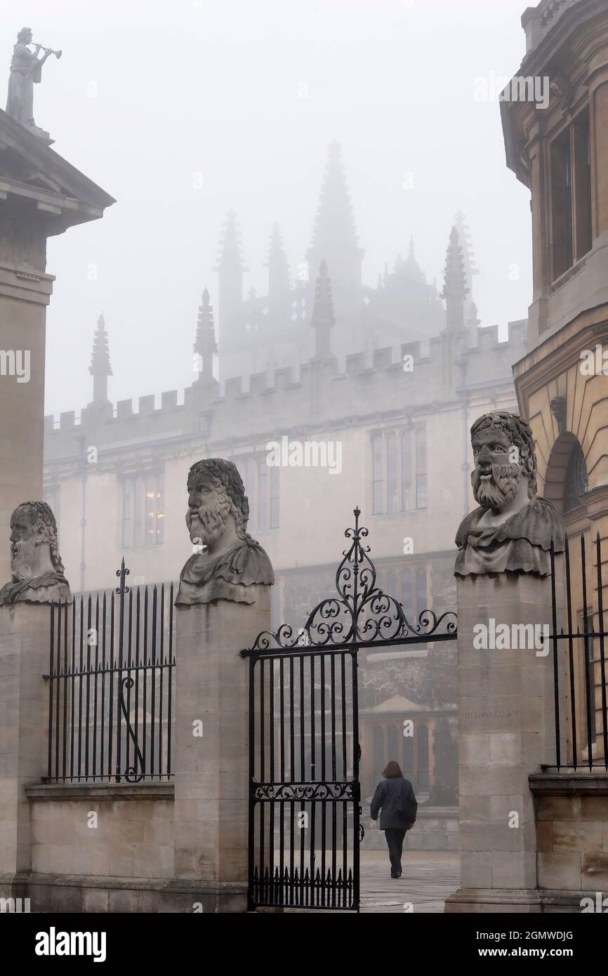 Oxford, the historic city of dreaming spires, can look quite mysterious ...