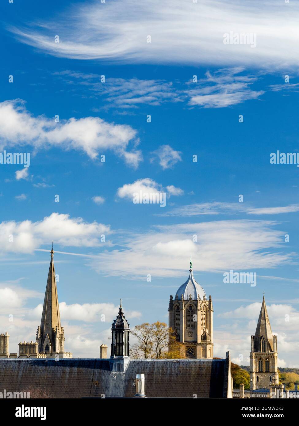 Oxford, England - 25 October 2017 Here we see the sort of skyline you ...