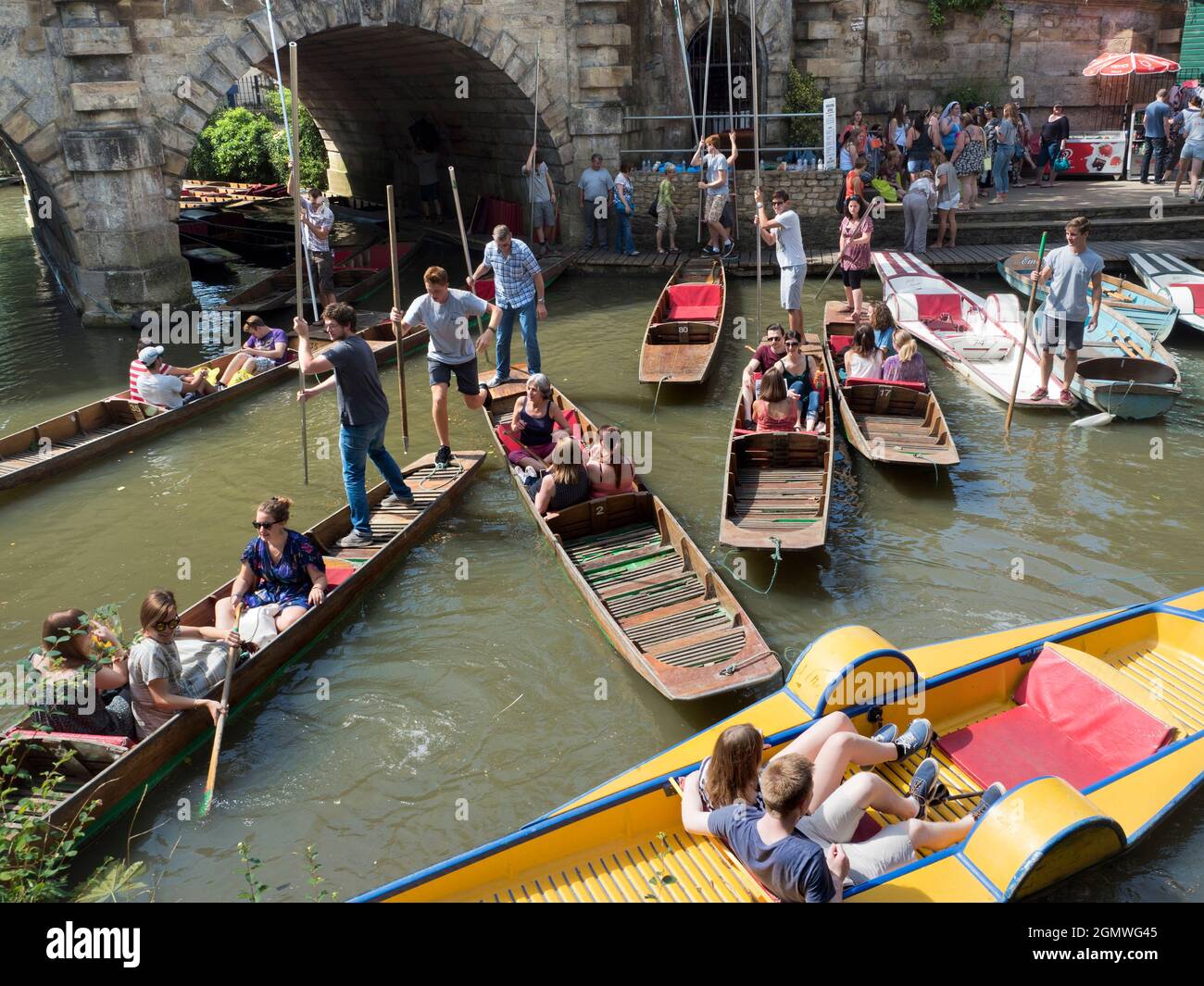 Oxford, England - 2012; This area of the Cherwell River by Magdalen ...