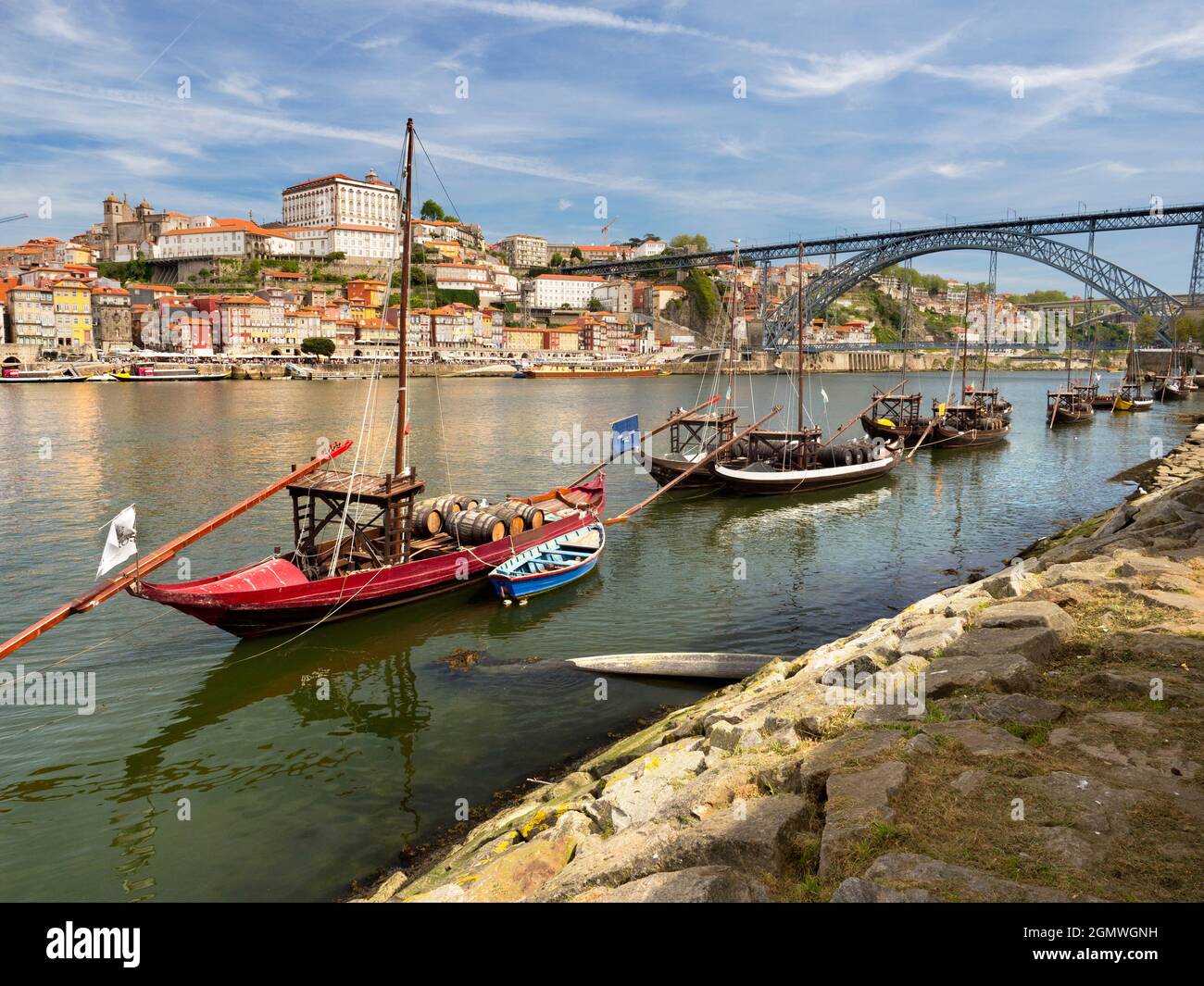 Douro and rabelo and flag hi-res stock photography and images - Alamy