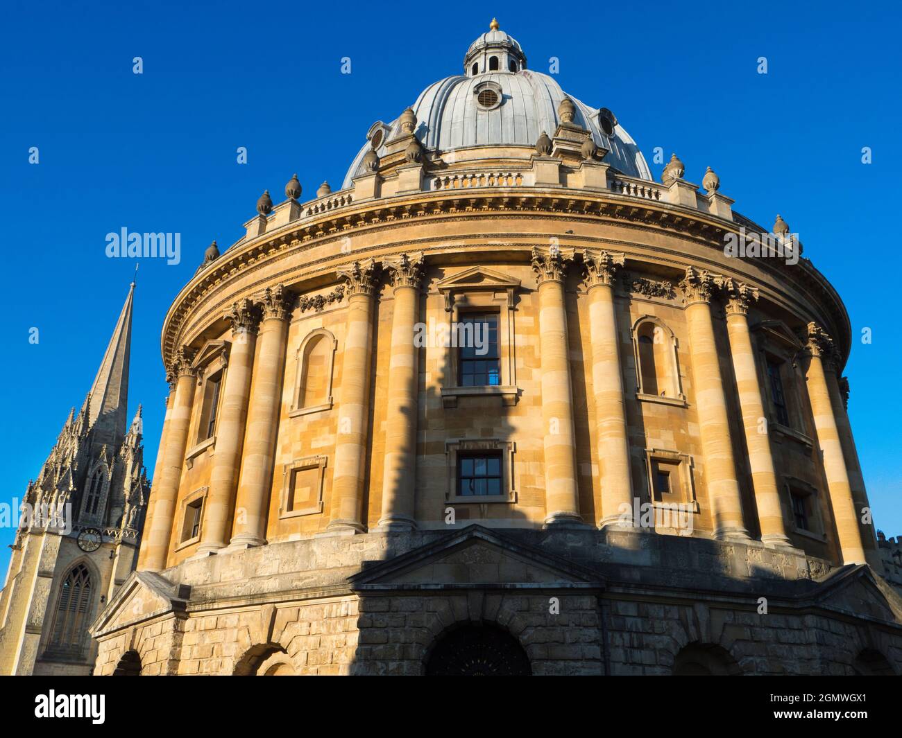 Radcliffe Square lies at the heart of historic Oxford. Centre-stage is ...